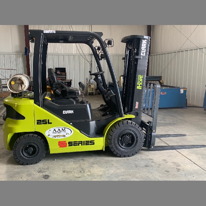 Clark 5K Rough Terrain Fork Lift - AAM Equipment, LLC